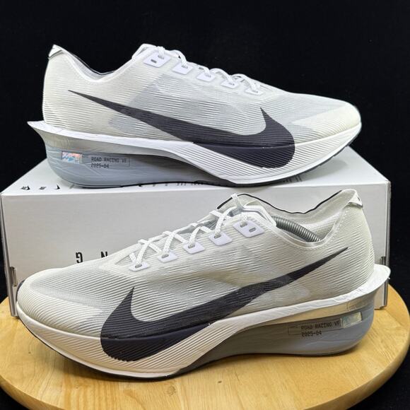 Nike | Shoes | Mens Nike Zoomx Vaporfly Next4 White Gridiron Obsidian ...
